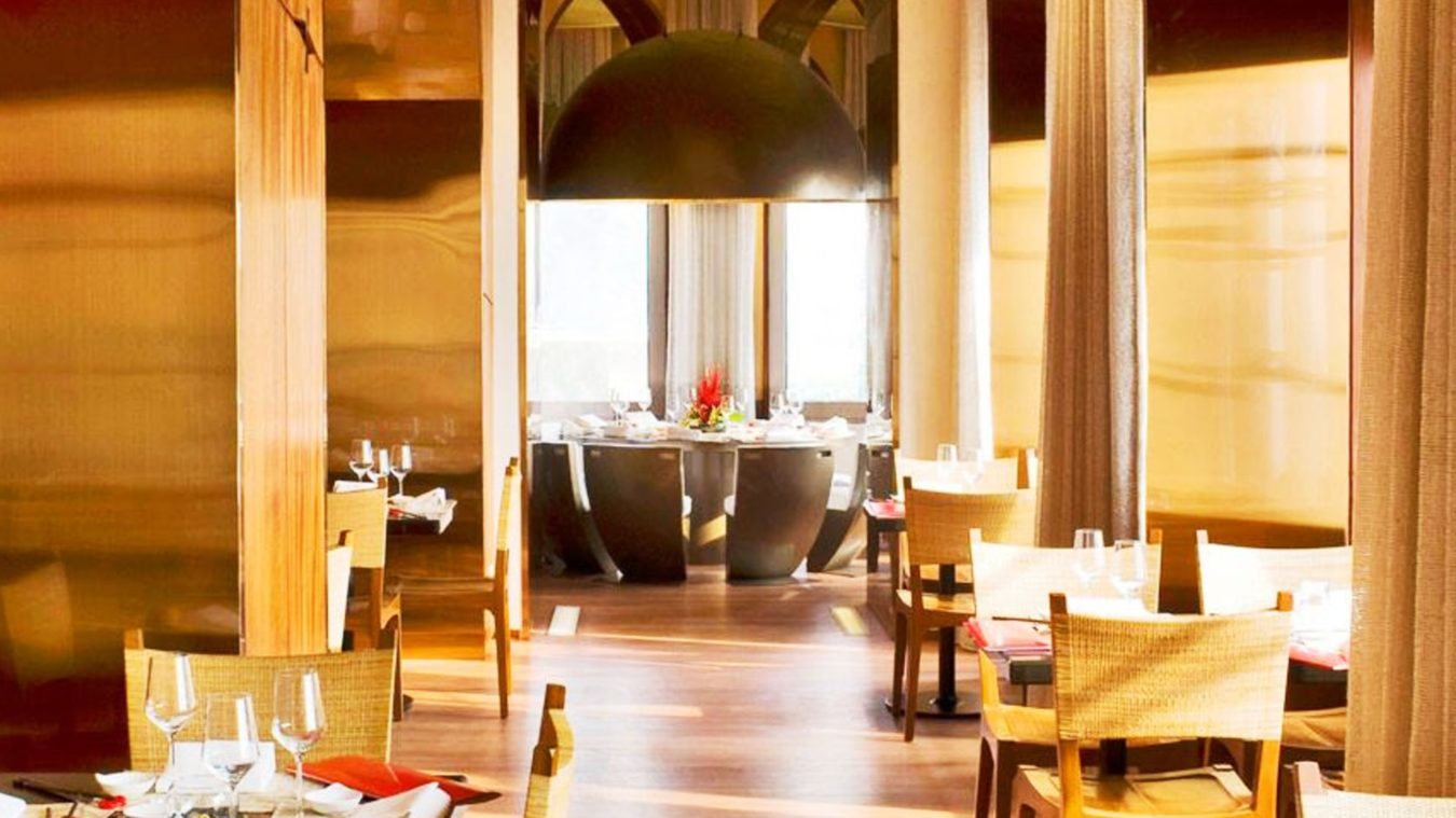 SNEAK A TASTE OF LUXURY AT THESE HOTSPOTS FOR FINE DINING IN INDIA - TPM