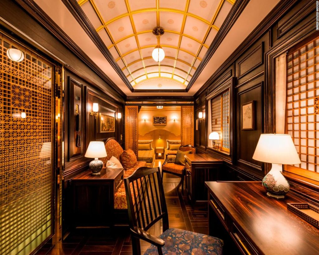 5 MOST LUXURIOUS TRAINS IN THE WORLD THAT REDEFINE VINTAGE CHARM - TPM