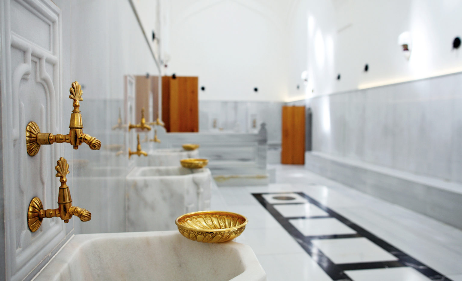 THE BEST LUXURY TURKISH HAMMAM BATHS AND SPAS IN ISTANBUL - TPM