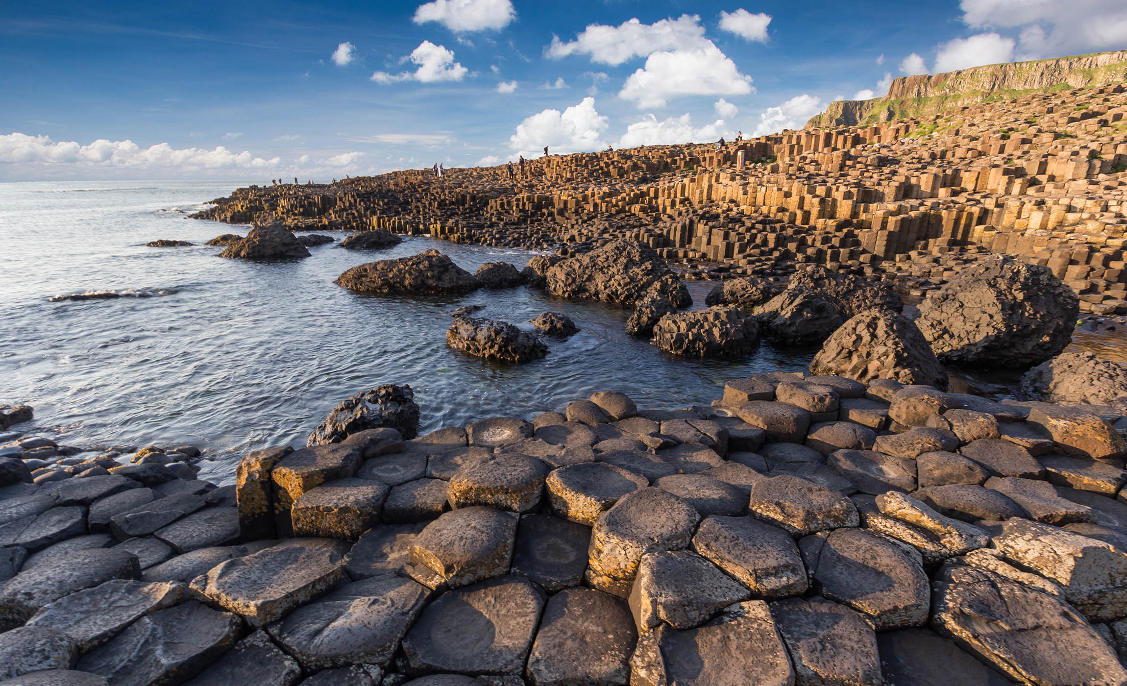 5 MOST UNIQUE BEACHES IN THE WORLD - TPM