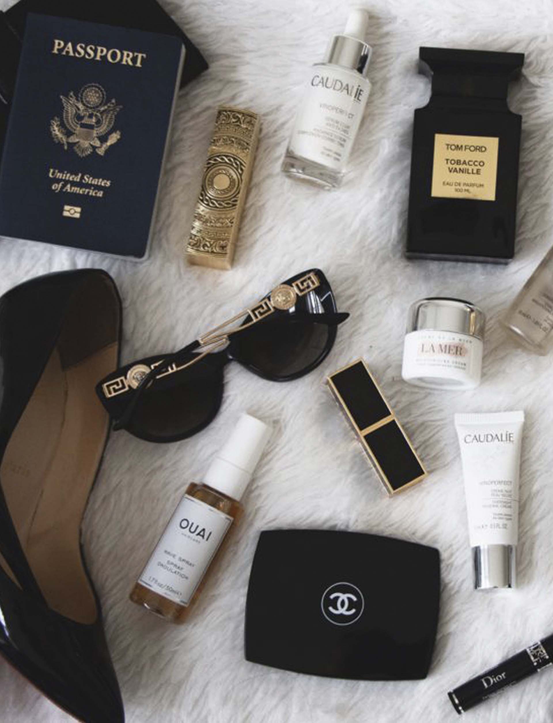 7 MUST-HAVE BEAUTY ESSENTIALS THAT ARE YOUR VACAY VITALS - TPM
