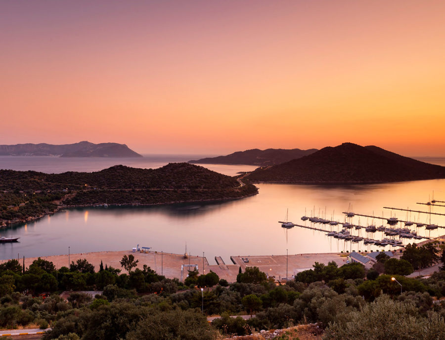 5 MOST QUAINT AND COMFORTING PLACES WORLDWIDE TO WATCH A SEROTONIN ...