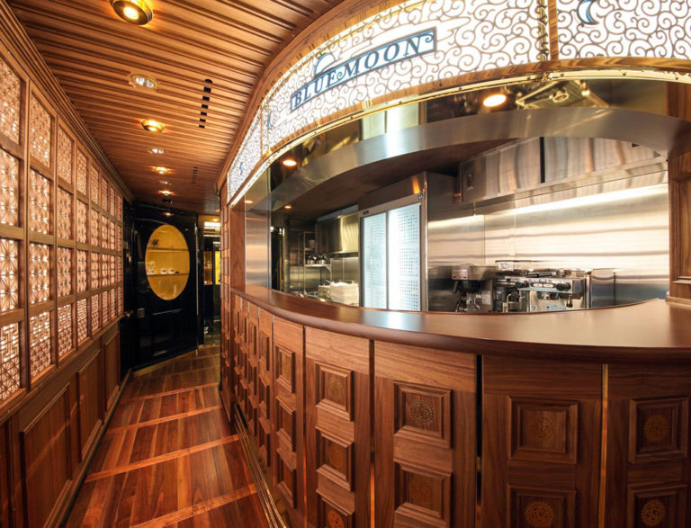 BOARD THESE 7 MOST LUXURIOUS TRAIN RIDES FOR A JOURNEY TO REMEMBER - TPM