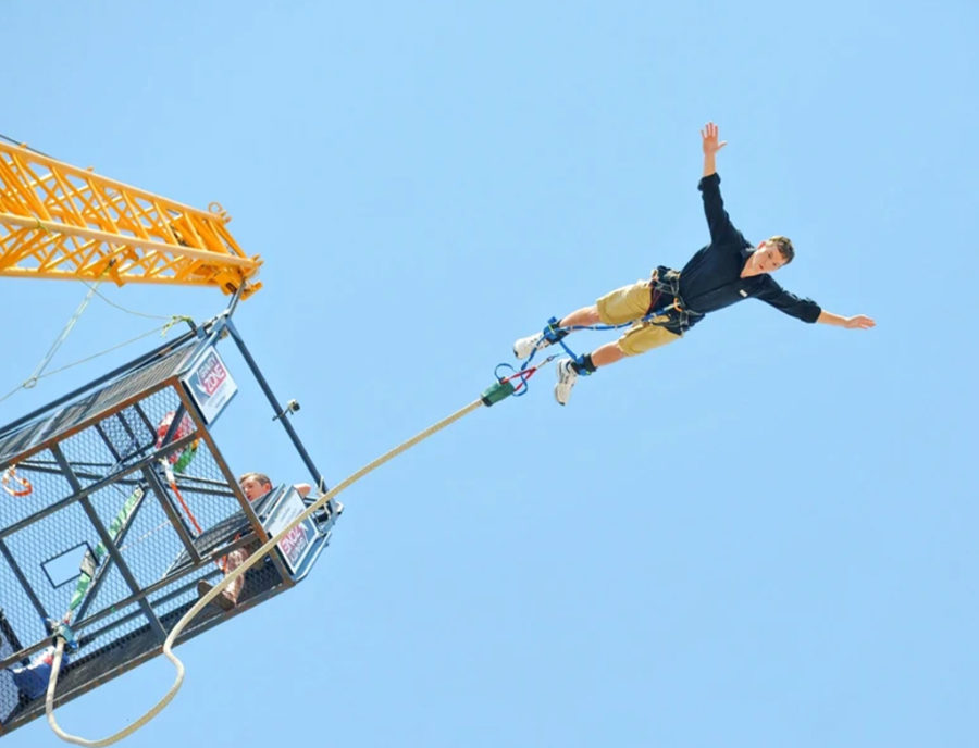 Experience thrilling adventure sports on your dubai holiday