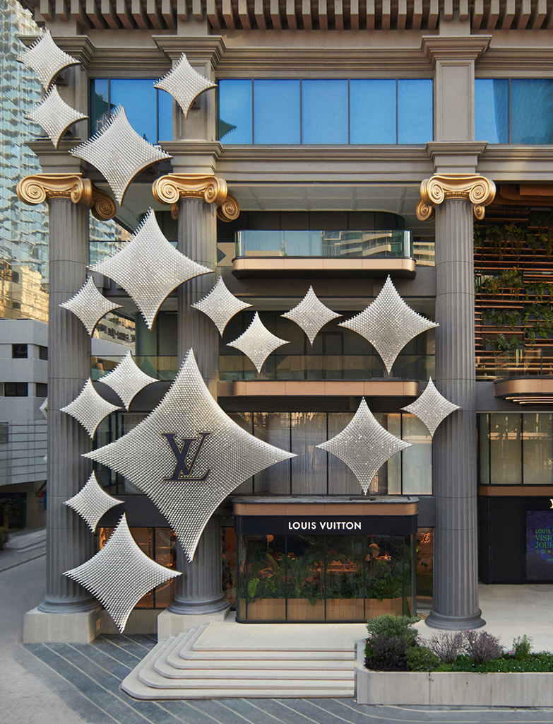 LOUIS VUITTON OFFERS AN ULTIMATE, ONE-OF-A-KIND LUXE EXPERIENCE AT LV ...