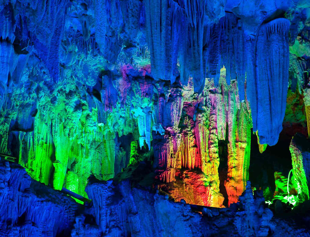 World’s 5 Most Scenic Caves To Witness Otherworldly Subterranean ...