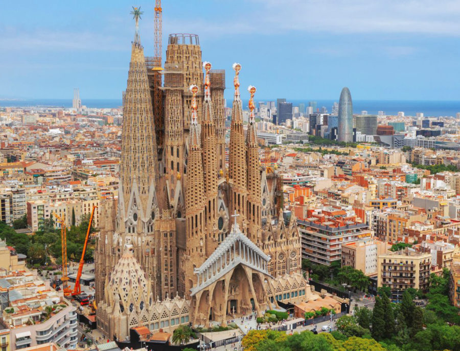 Forget dull straight towers, Gaudi architecture is all about curves...